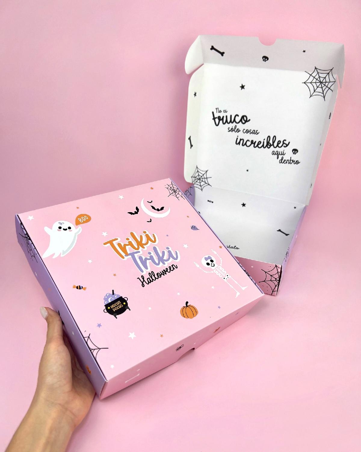 Caja Triki Triki Halloween 24x24x6cm $3.500c/U Paq X 12 Unds